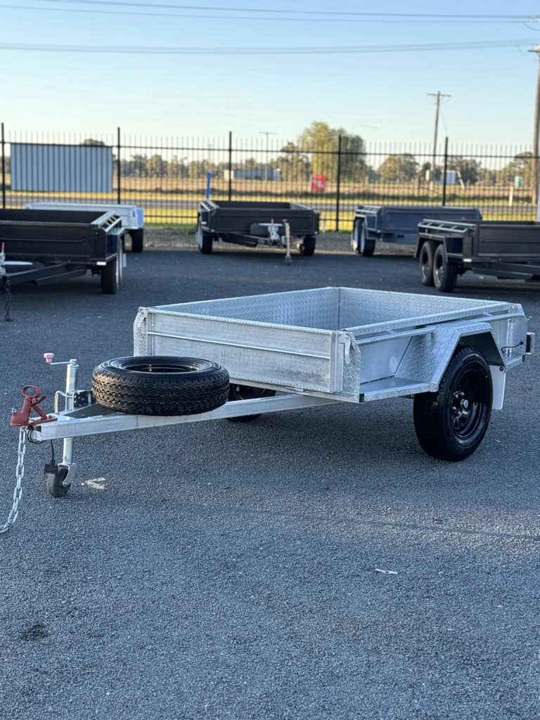 Durable Hot-Dipped Galvanized Trailers | Rivet Steel