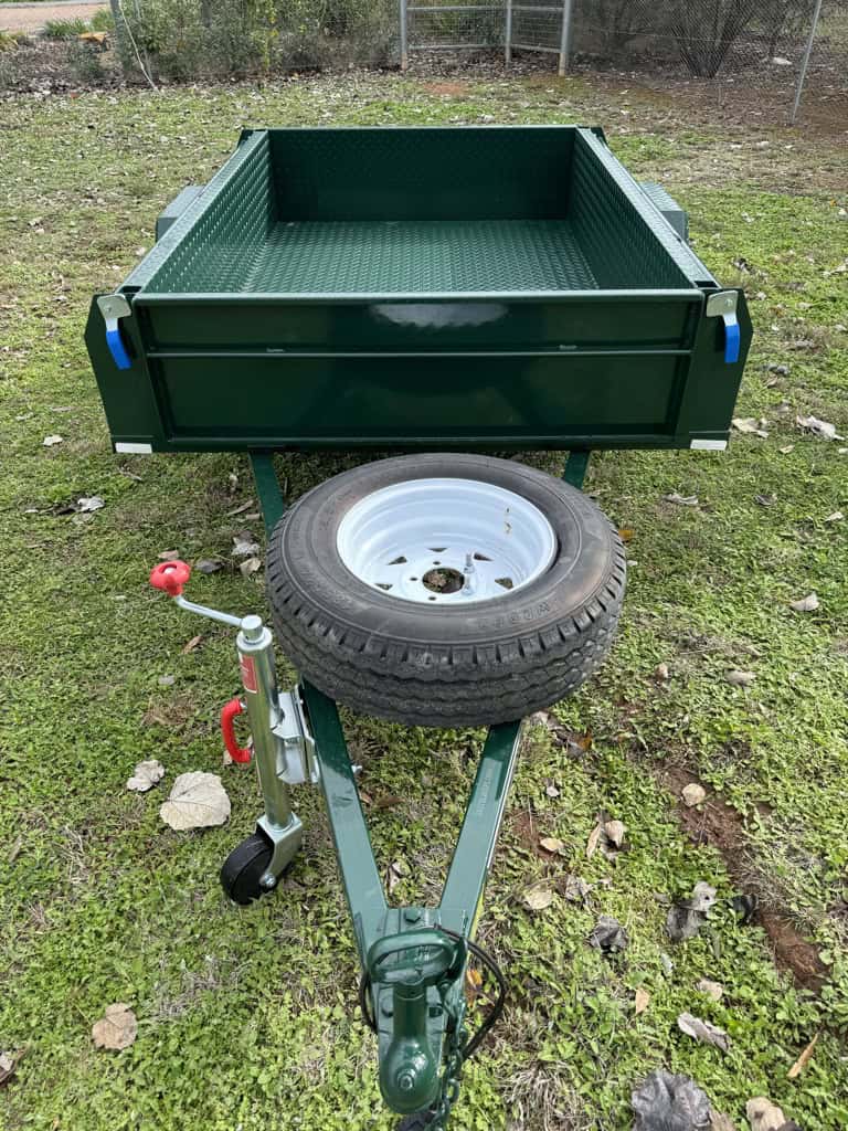 Durable Single Axle Box Trailer – 750kg Capacity