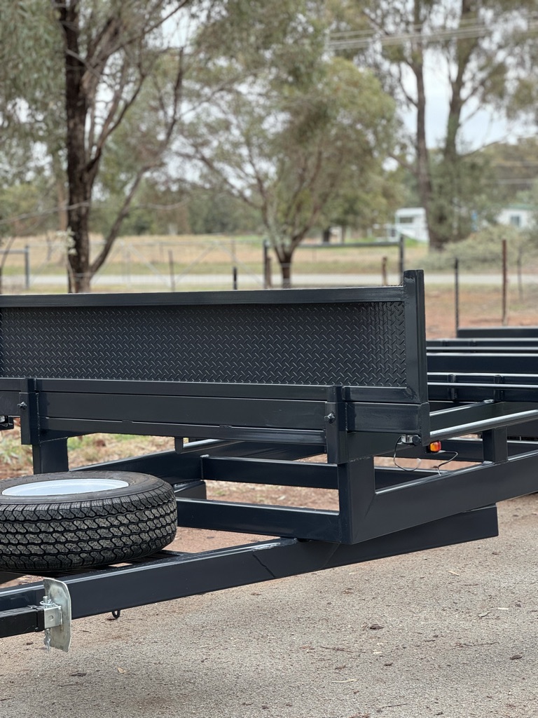 Heavy-Duty RivSteel Skel Trailer for Reliable Transport