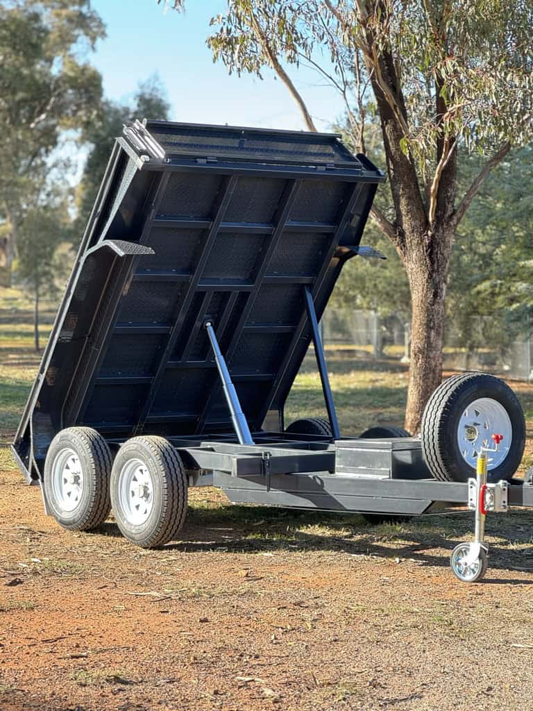 Durable 2000kg Tandem Axle Hydraulic Tipper Trailers