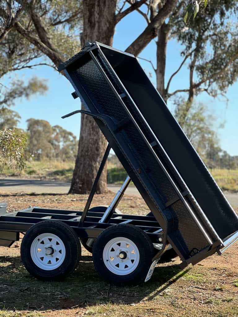 Durable 2000kg Tandem Axle Hydraulic Tipper Trailers