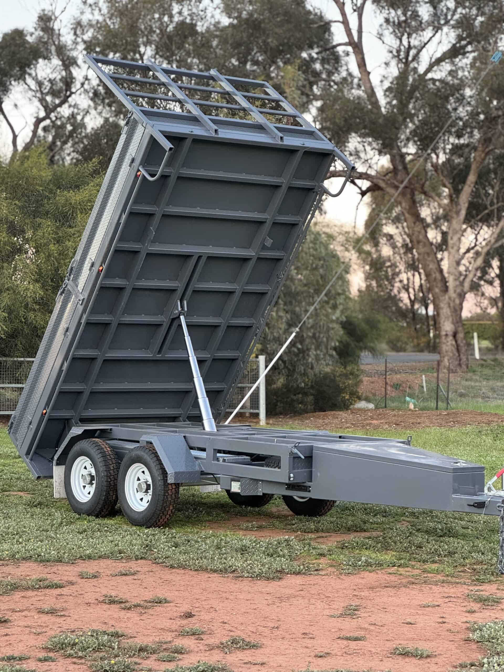 Rivsteel Flat Top Tipper 3500kg - Durable & Reliable