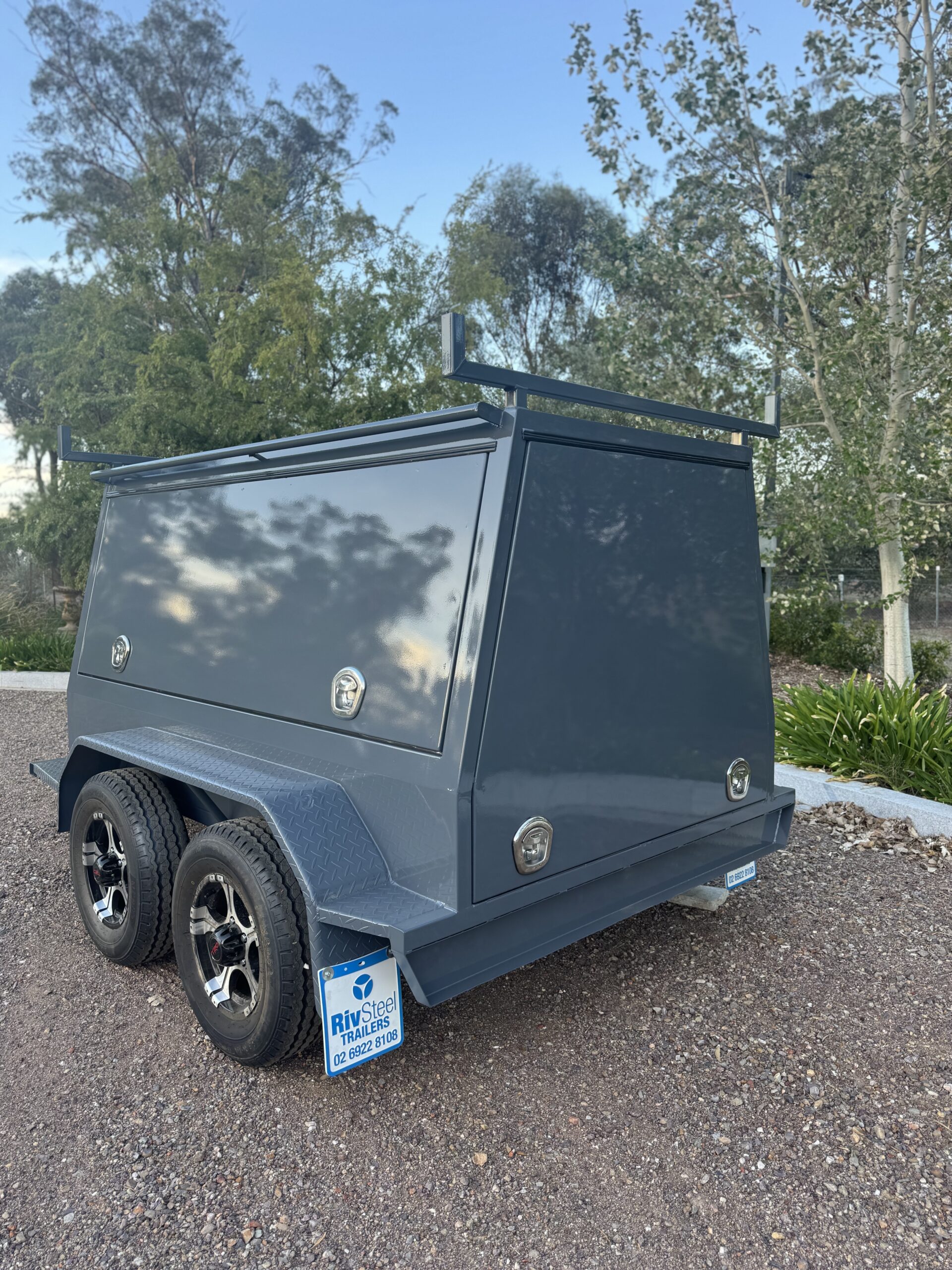 Sturdy 2000kg Tradesman Trailer | Rivet Steel