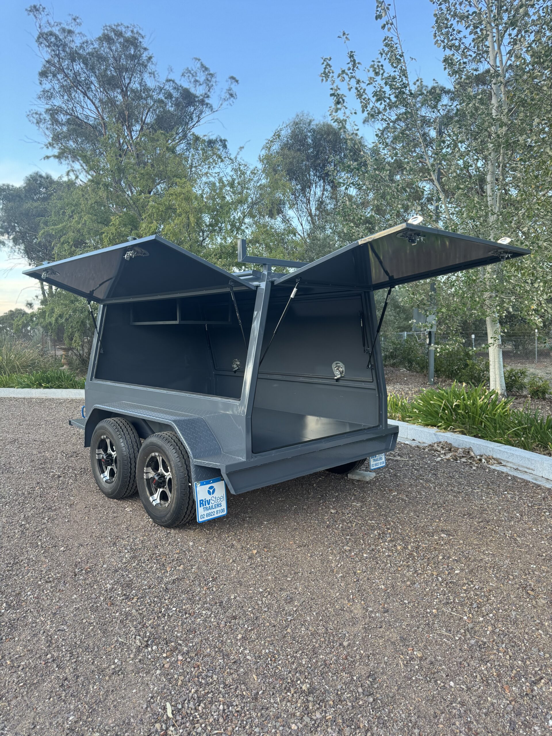 Sturdy 2000kg Tradesman Trailer | Rivet Steel